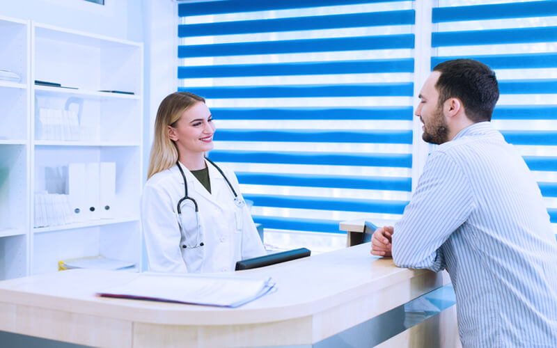 Paciente ou cliente? Diferenças, como atender e chamar para retorno